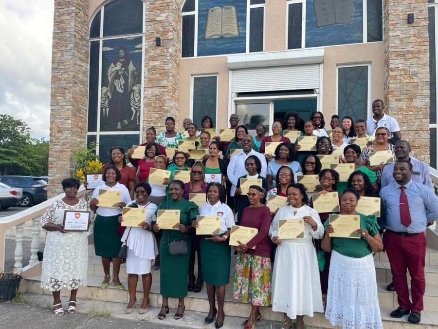 In St. Maarten, Philipsburg Seventh-day Adventist Community Services ...